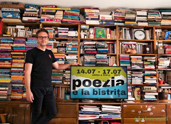 Bibliotecă de scriitor – Dan Coman: „Biblioteca mă ajută la câștigarea ...